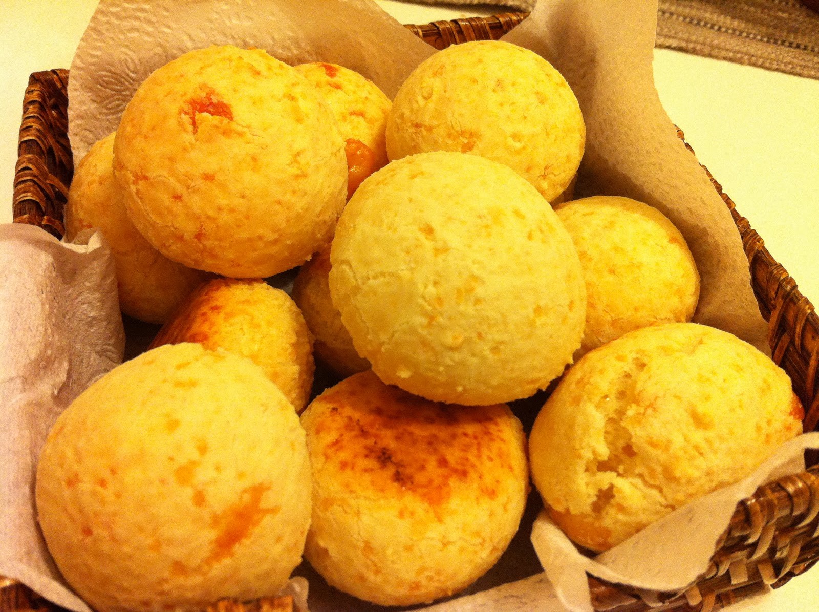 Pão de queijo 3 ingredientes - Veja a Receita: Pão de queijo 3 ingredientes - Veja a Receita: