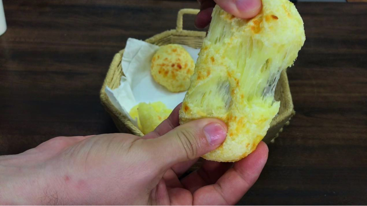 PÃO DE QUEIJO COM MASSA DE TAPIOCA - Veja a Receita: PÃO DE QUEIJO COM MASSA DE TAPIOCA - Veja a Receita: