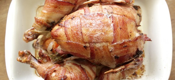 Frango assado com bacon - Veja a Receita: