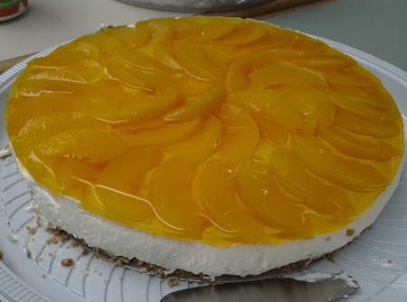 Torta Gelada de Pessegos - Veja a Receita: