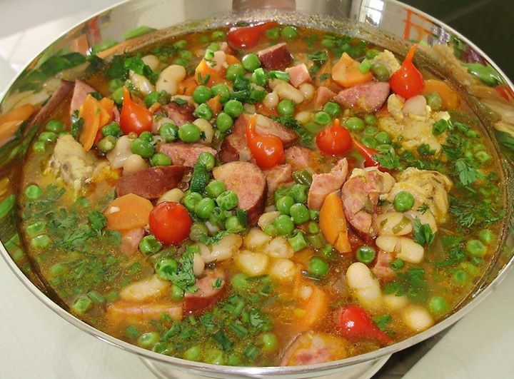 Cassoulet (Cassulê ou feijoada Francesa) - Veja a Receita: