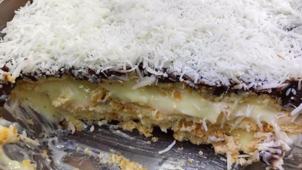 PAVÊ DE COCO CREMOSO E GOSTOSO! - Veja a Receita:
