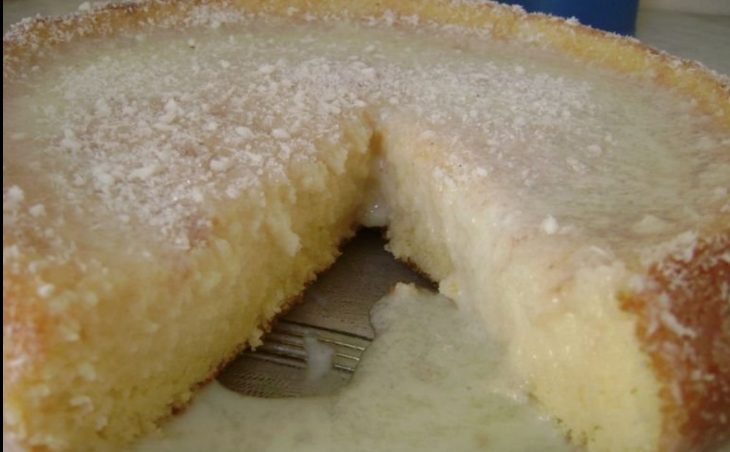 BOLO MOÇA BRANCA DE 8 MINUTOS - Veja a Receita: