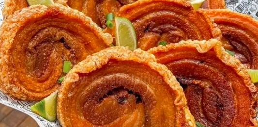 Torresmo de rolo caseiro um aperitivo maravilhoso com gostinho de ...