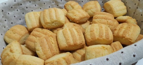 Bolacha doce da minha vó Gerusa! A melhor bolachinha do mundo!! - Veja ...