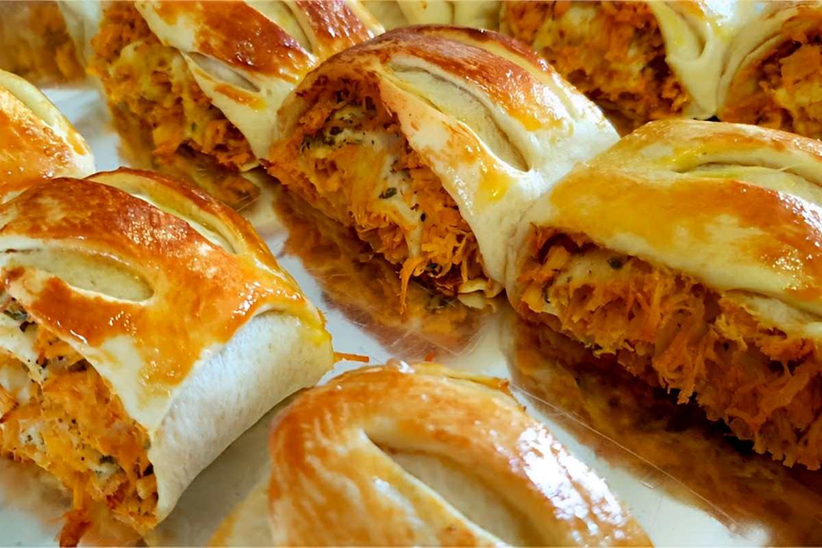 Salgado assado de frango para o lanche da tarde ficar muito mais ...