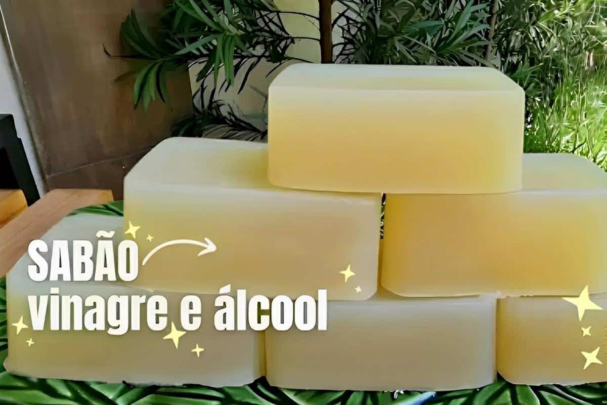 Sabão de álcool caseiro para deixar as roupas limpas macias e ...