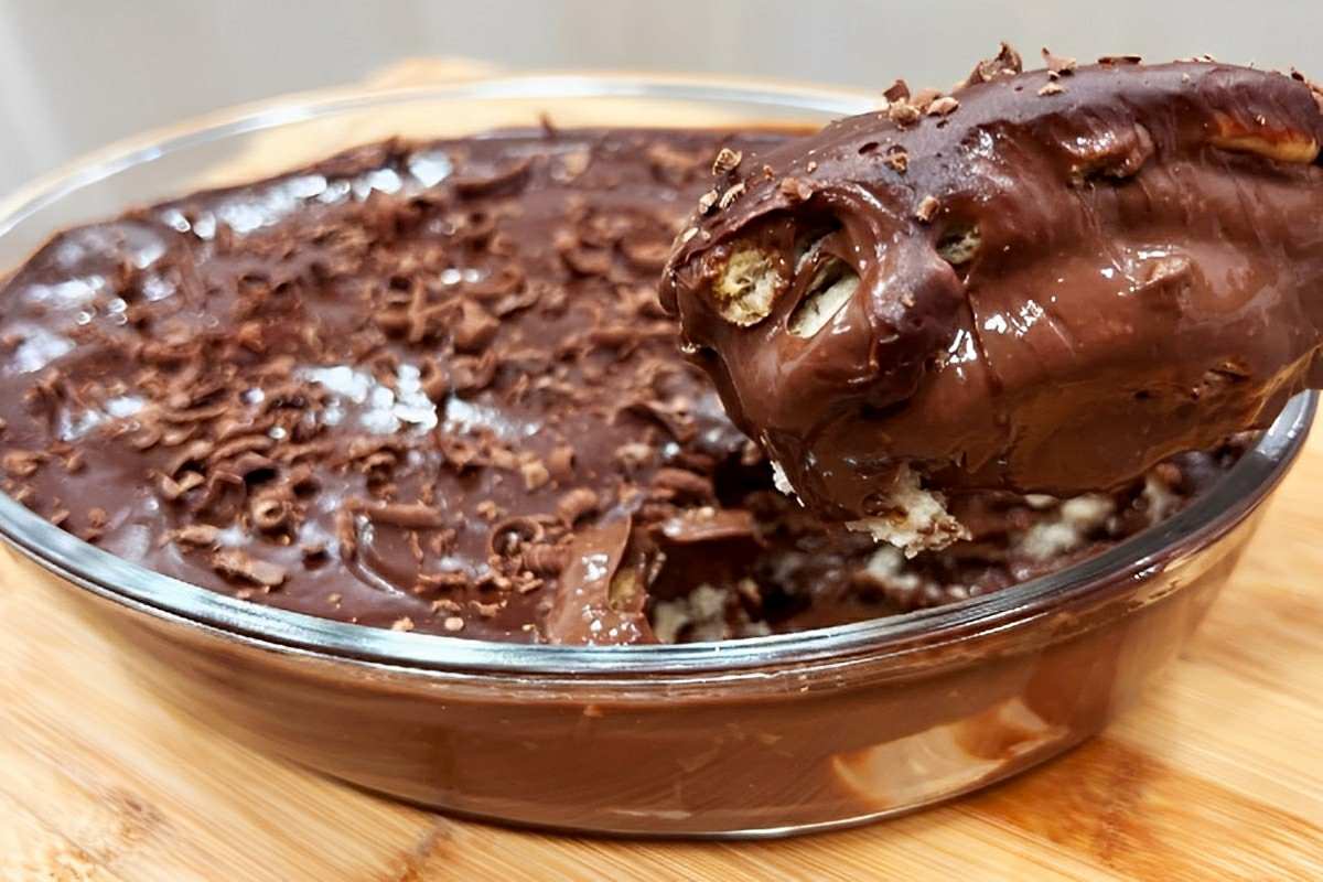 Os amantes de chocolate vão adorar essa receita de pavê de chocolate ...