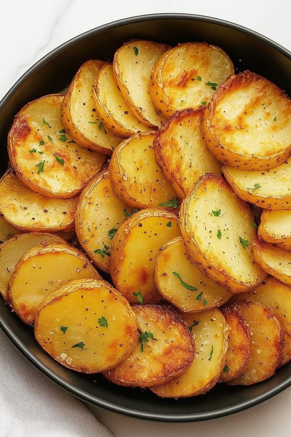 Batatas Rústicas Crocantes no Forno: é simples de preparar e muito ...